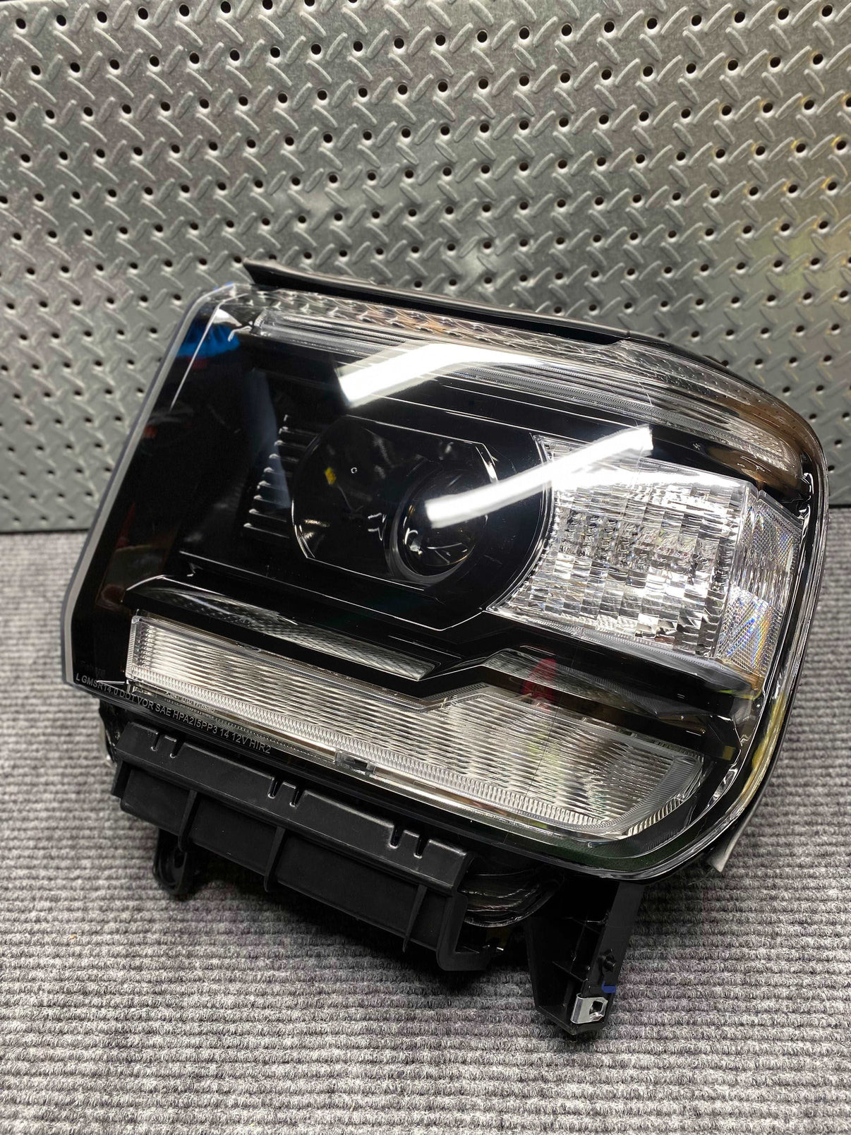 2014-2018 Sierra Color Matched Headlights – Premium Retros